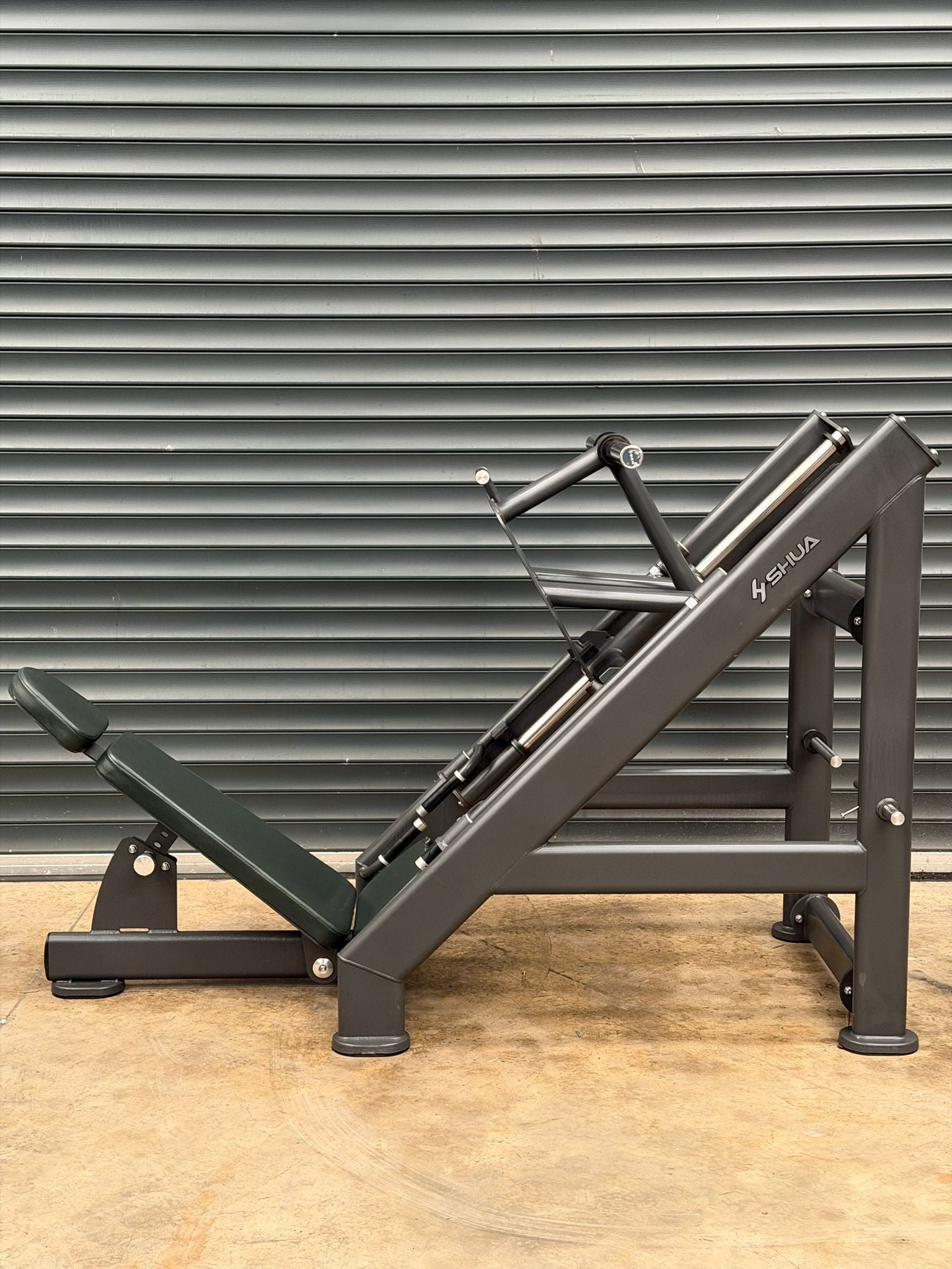 Shua plate loaded leg press – Complete Gyms